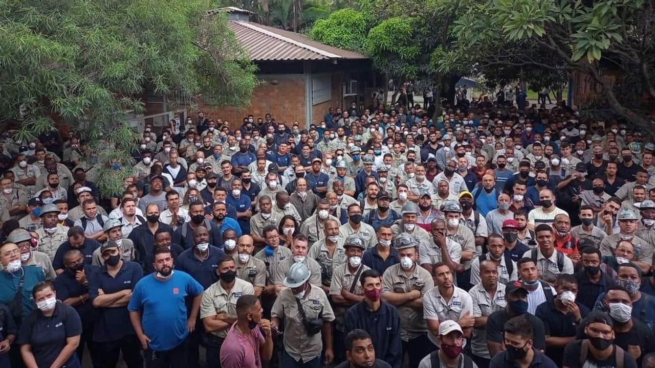 Carta Aos Companheir s Sobre A Greve Na CSN Centro De Estudos Victor